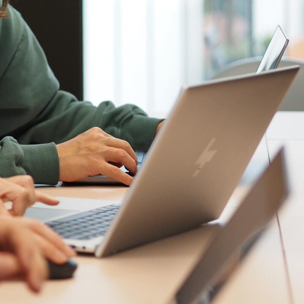 Features - MAXQDA Tailwind