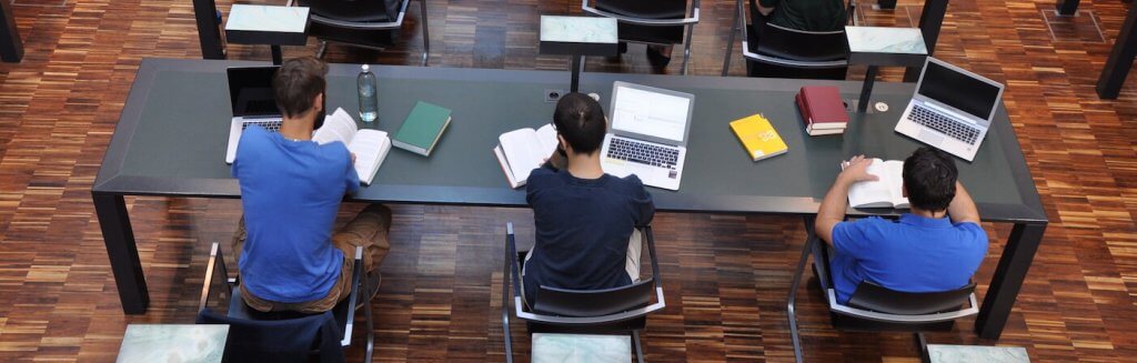 Windows and Mac OS X - Truly identical software packages - MAXQDA